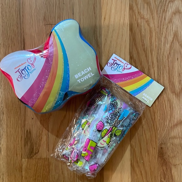 Nickelodeon | Other | Nwt Limited Edition Jojo Siwa Beach Towel Beach ...